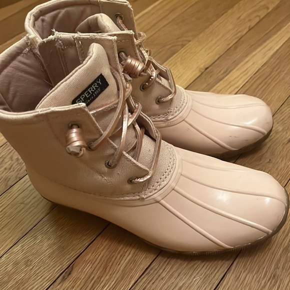 Sperry | Shoes | Sperry Girls Pink Shimmer Boots Size 4 Big Kids | Poshmark